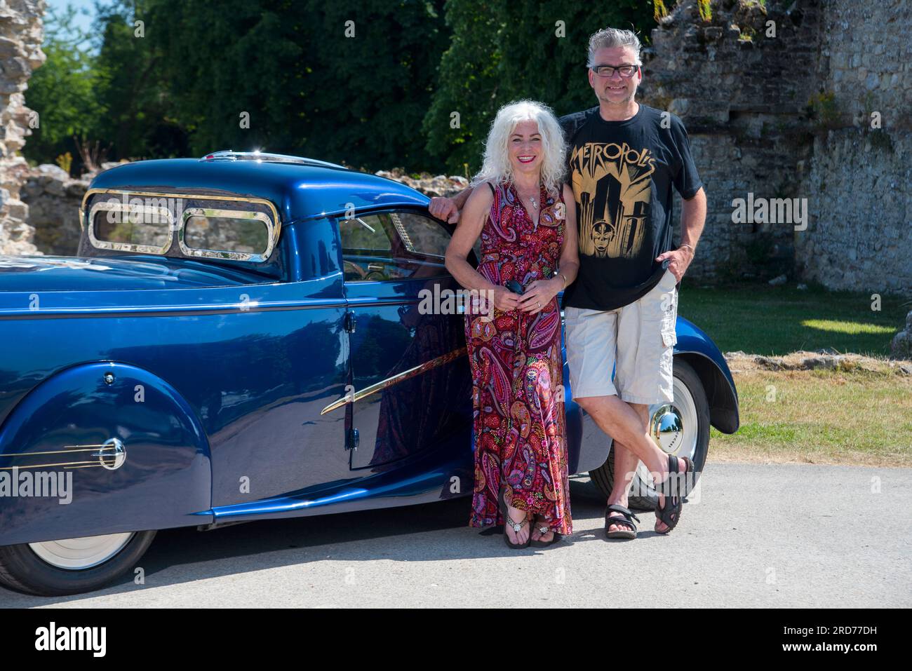 Custom art car creator Andy Saunders' 'Metropolis', based on a Peugeot ...