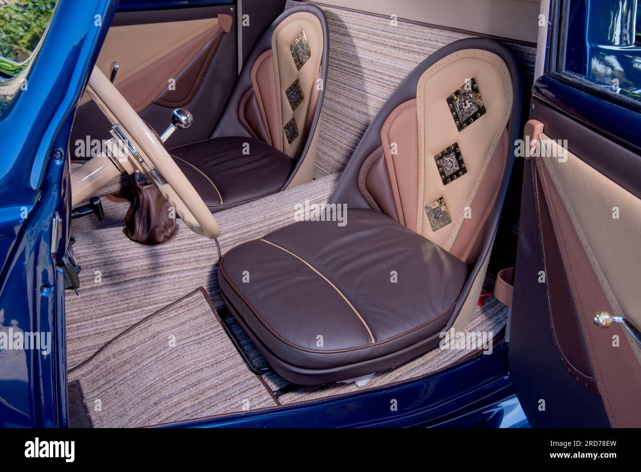 Custom art car creator Andy Saunders' 'Metropolis', based on a Peugeot ...