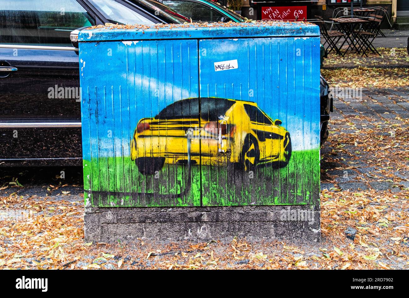 Urban Art, Painting of yellow car on utilty box Alt-Tegel ...