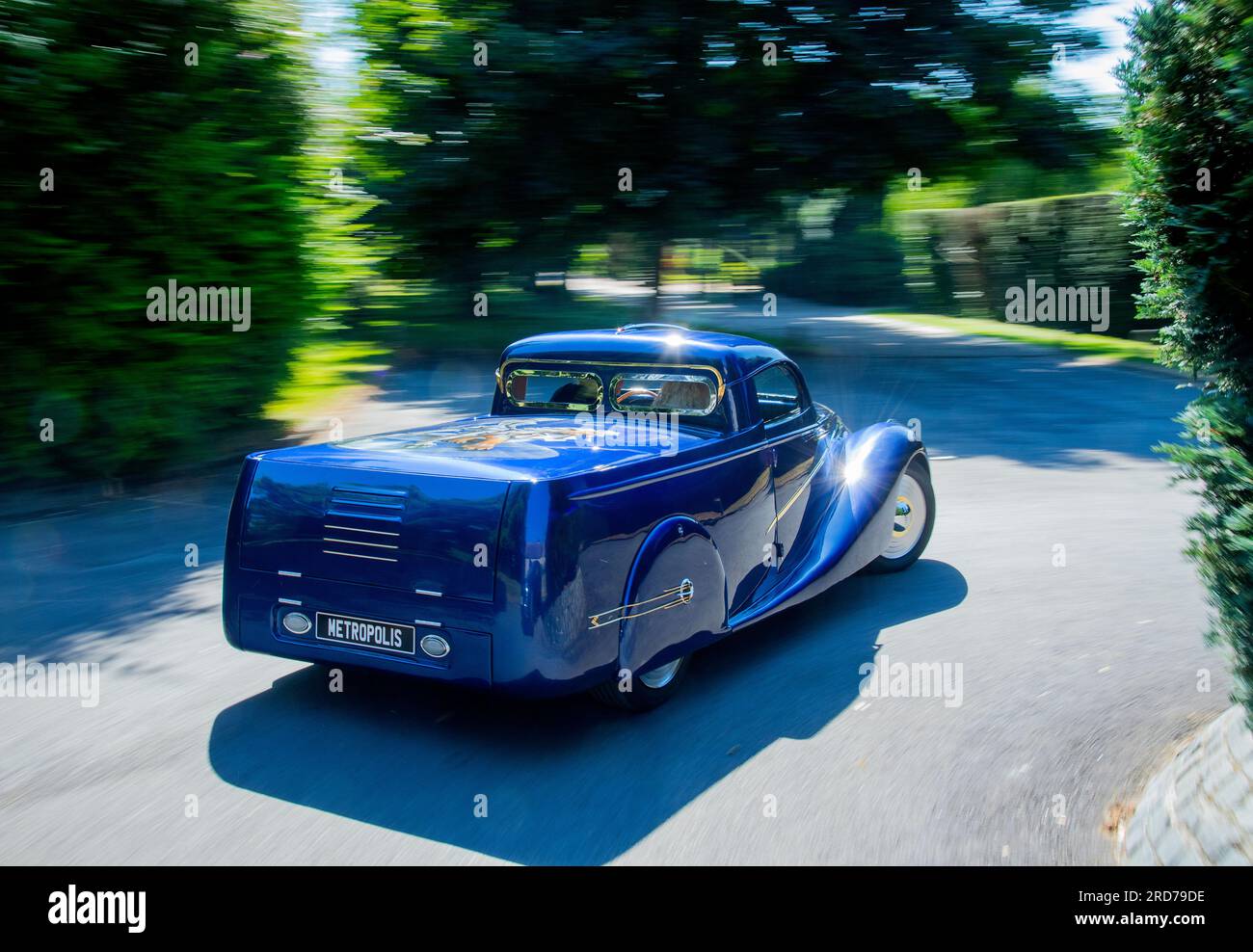 Custom art car creator Andy Saunders' 'Metropolis', based on a Peugeot ...