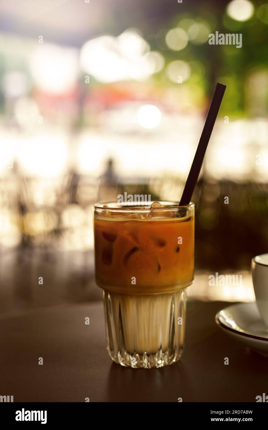 Latte in a cafe hi-res stock photography and images - Alamy