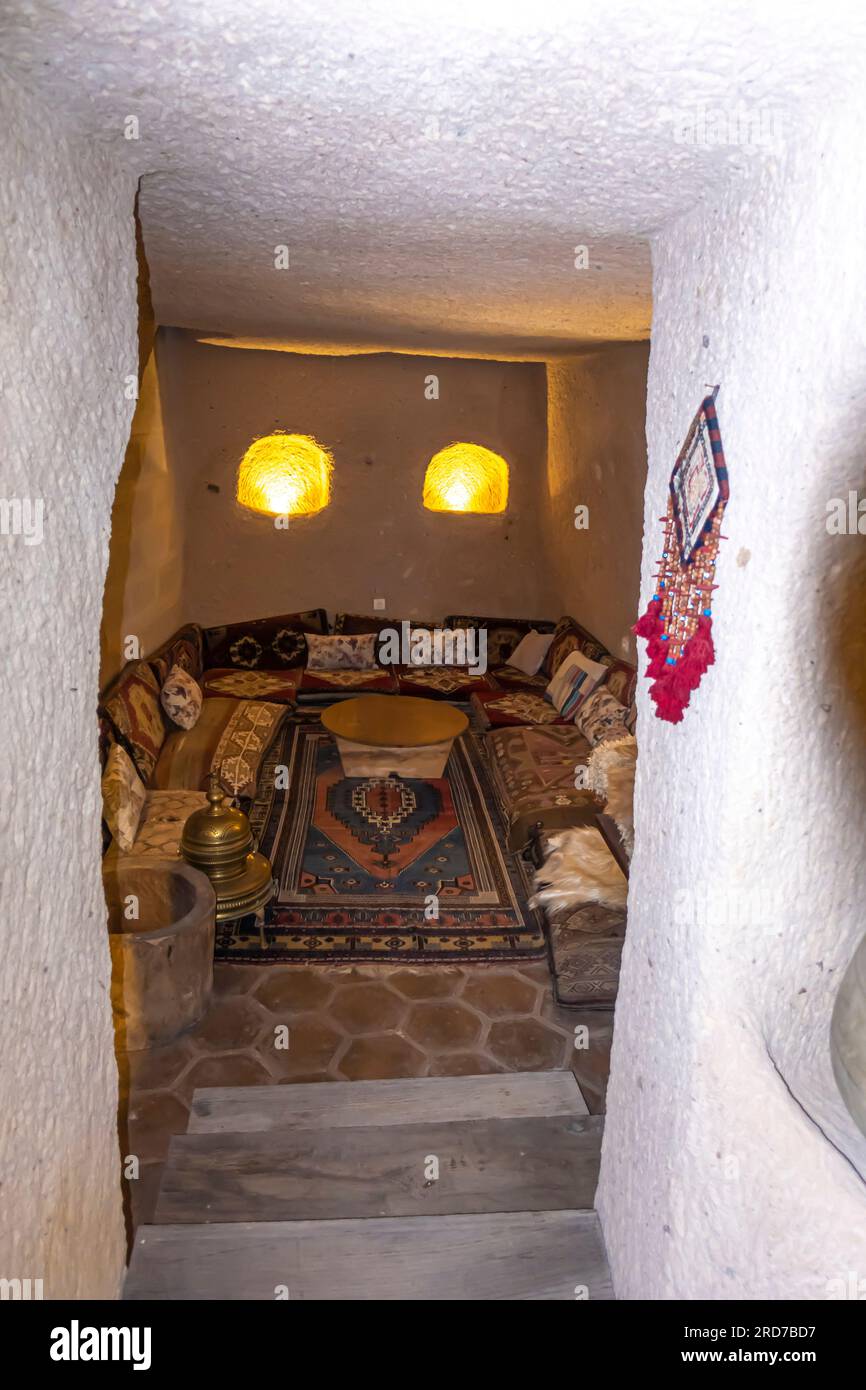 La maison de Şişik interior, Uçhisar Cave hotel inside in Uchisar ...