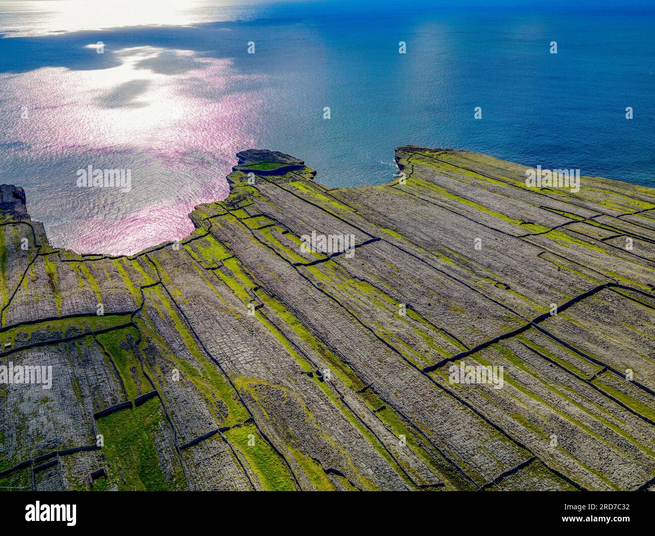 Aerial photograph of Black Fort or Dun Duchathair, Dun Doocaher, Inis ...