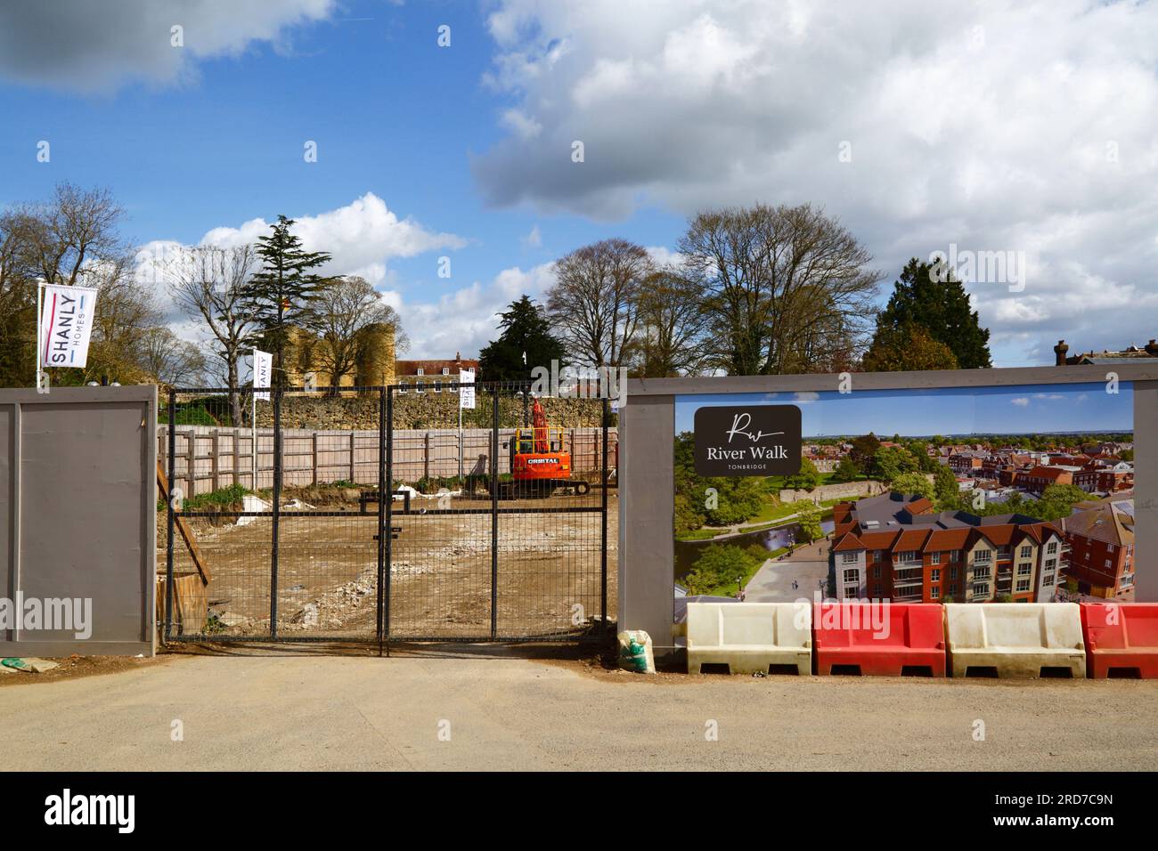 Entrance to construction site for new River Walk housing complex by Shanly Homes, castle ...