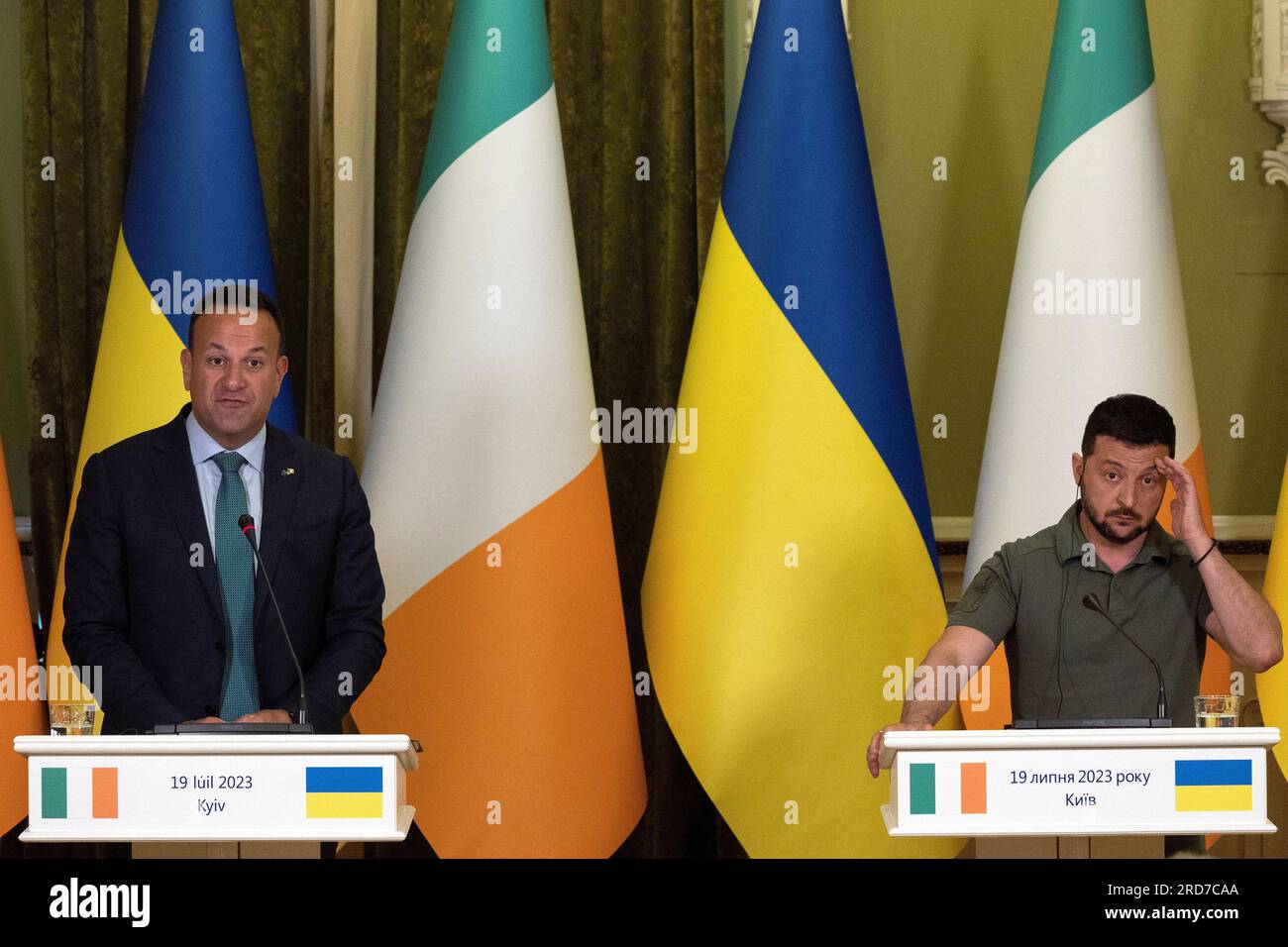 Taoiseach Leo Varadkar delivers a statement alongisde Ukraine's ...