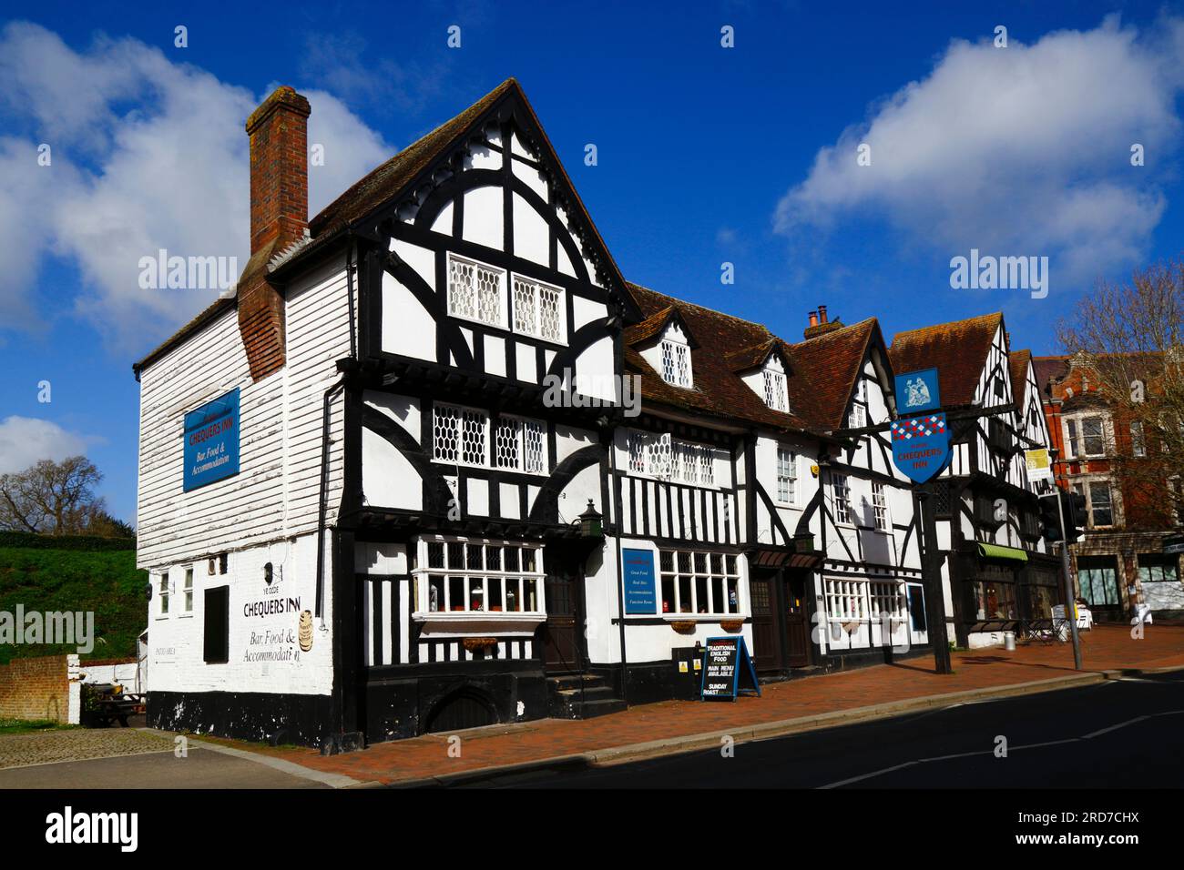 Ye Olde Chequers Inn and other historic timber framed buildings in ...