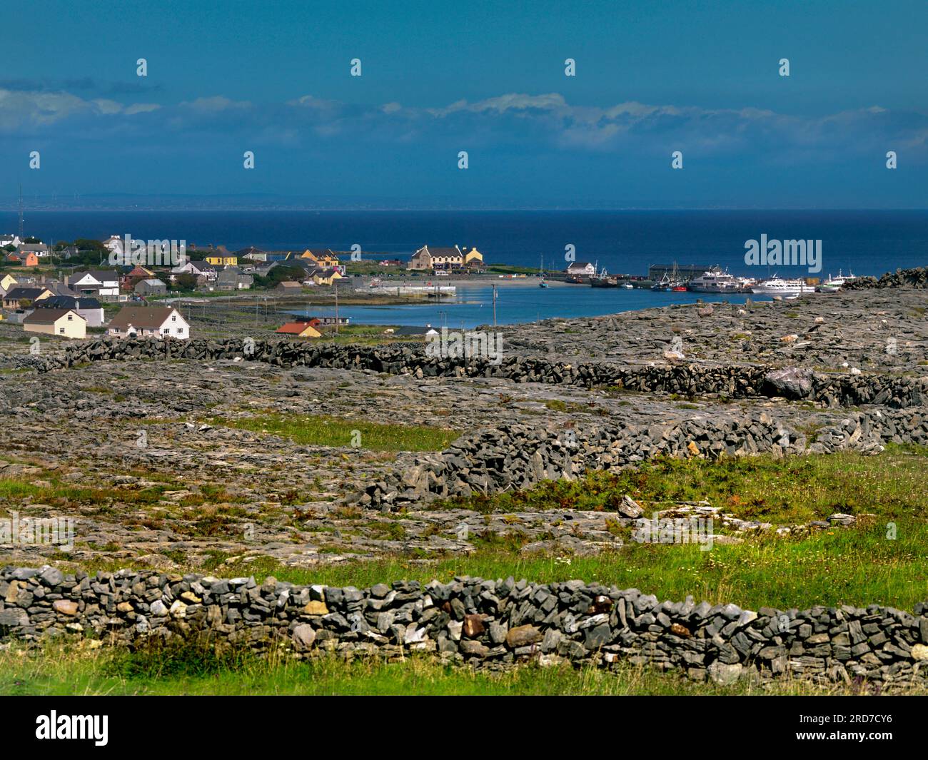 Harbour aran hi-res stock photography and images - Alamy