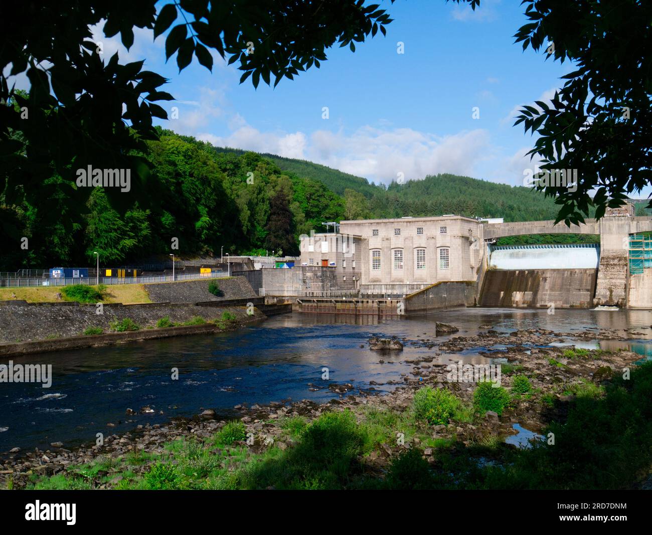 Pitlochry hydroelectric dam and power station, Perthshire Stock Photo ...