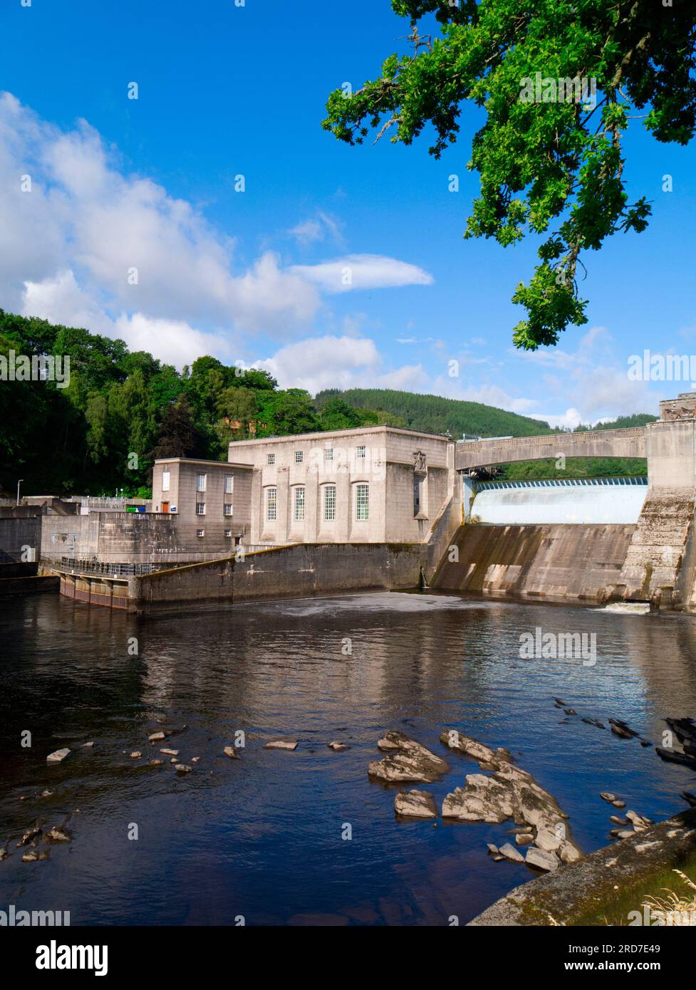 Pitlochry hydroelectric dam and power station, Perthshire Stock Photo ...
