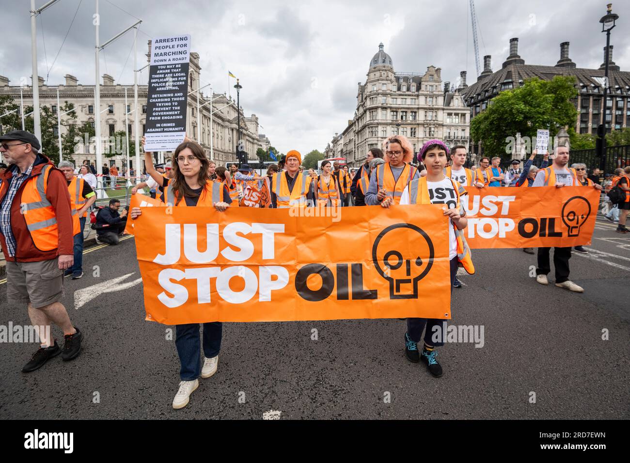 Fossil fuel protest movement hi-res stock photography and images - Alamy