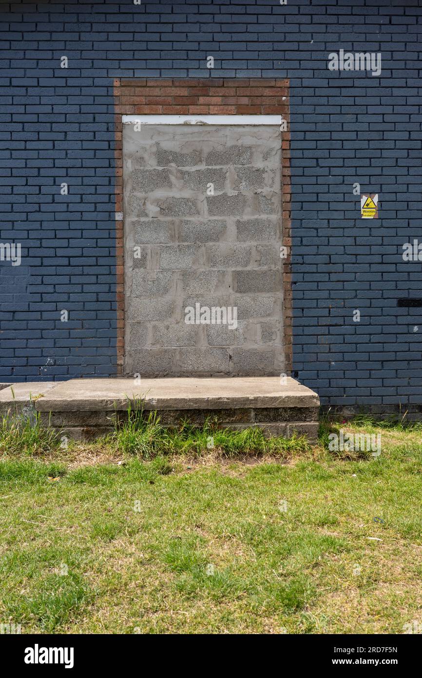 Bricked up door entrance Stock Photo - Alamy