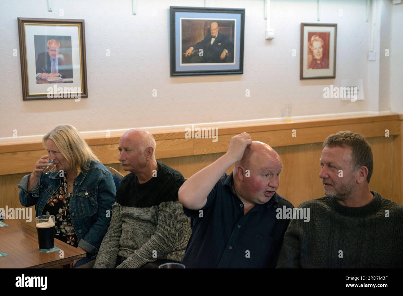 Portraits of uk prime ministers hi-res stock photography and images - Alamy