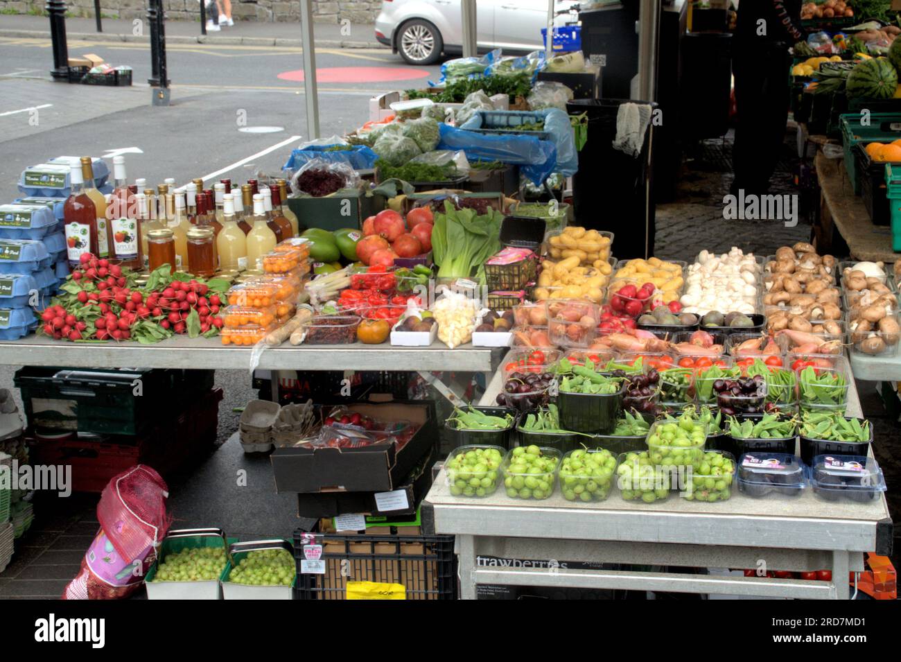 Galway farmers market hi-res stock photography and images - Alamy