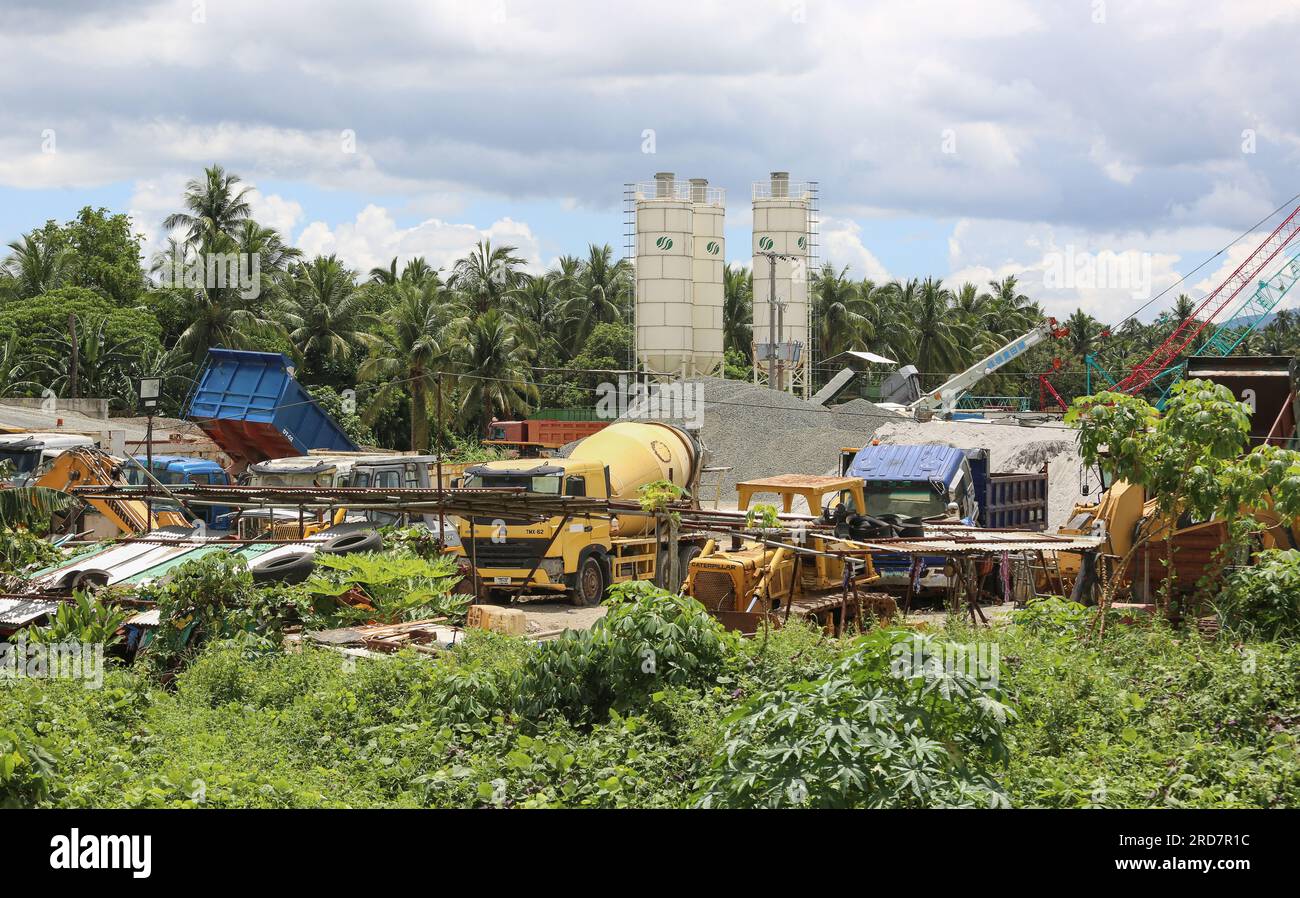Philippines road build program hi-res stock photography and images - Alamy