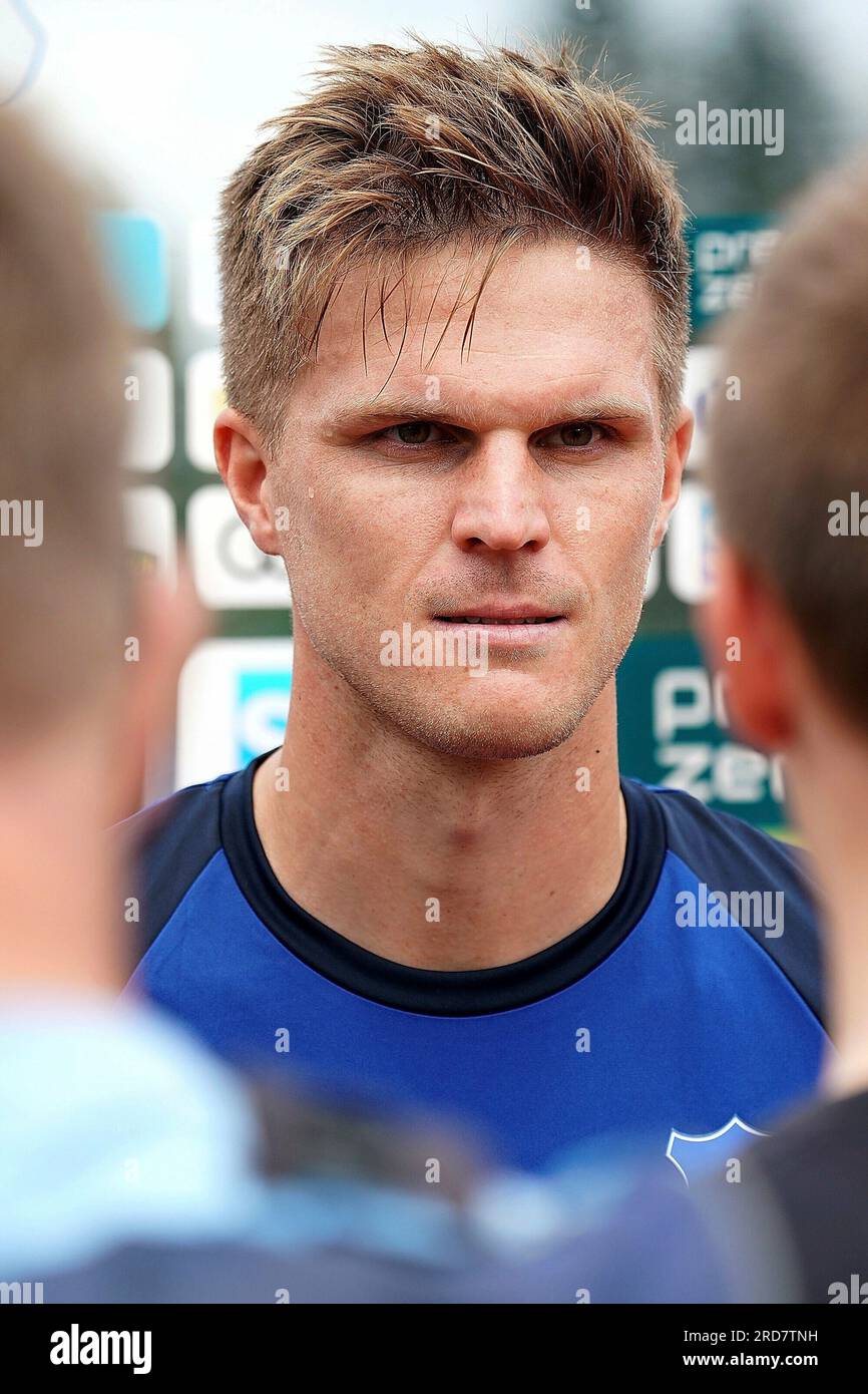 Albufeira stadium hi-res stock photography and images - Alamy