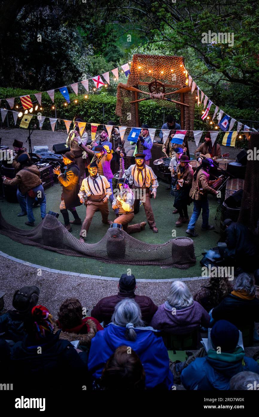 Old Time Sailors performing at Trebah Garden Amphitheatre in Cornwall ...