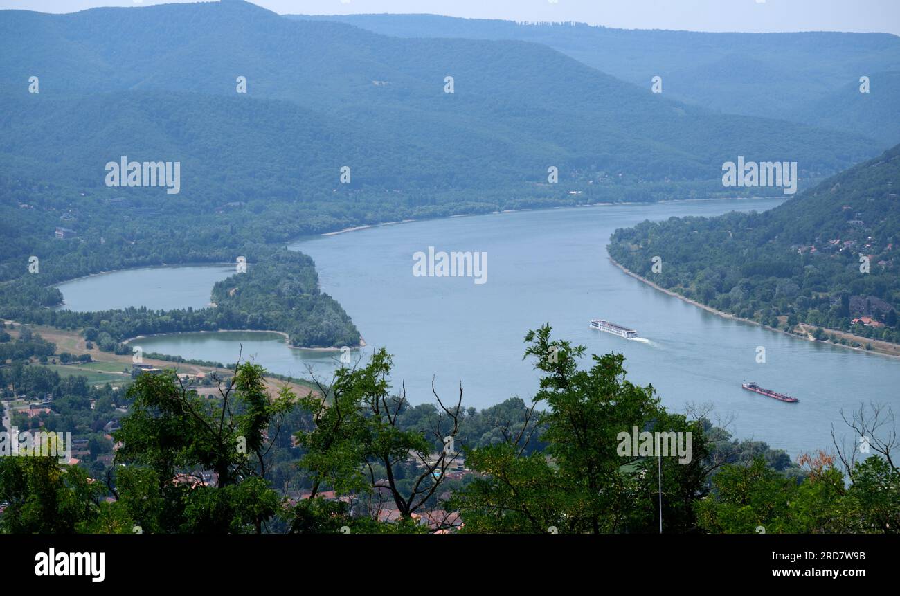 Bend danube loop hi-res stock photography and images - Alamy