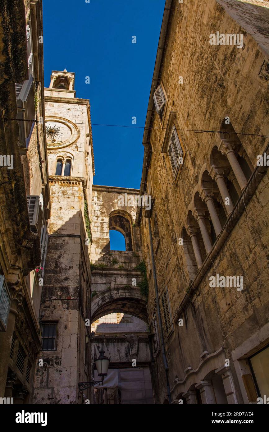 Pjaca Clock Tower and Zeljezna Vrata or Iron Gate seen from Narodni Trg ...
