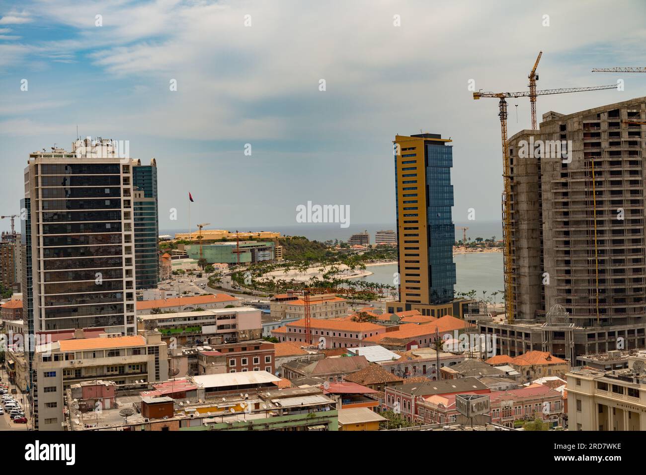 Luanda skyline night hi-res stock photography and images - Alamy