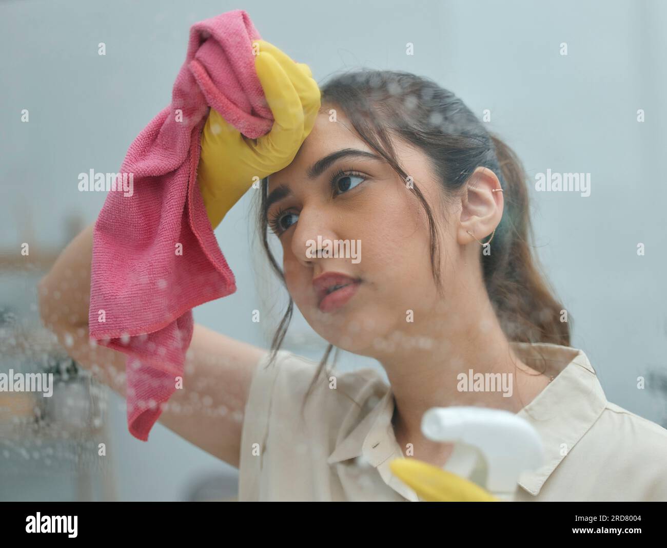 Woman sweating in office hi-res stock photography and images - Alamy