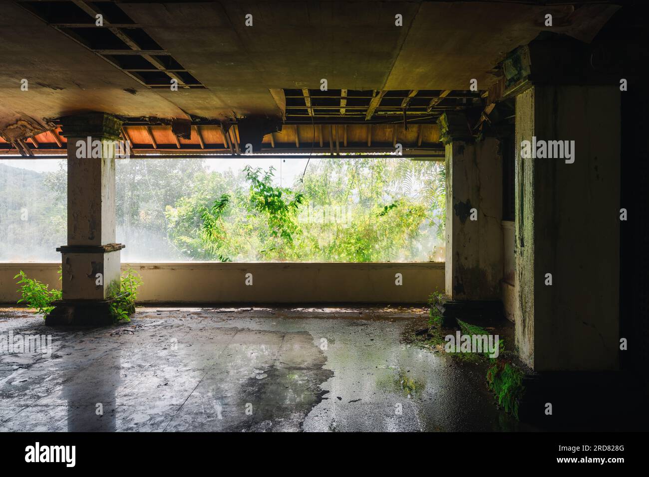 Urbex bali hi-res stock photography and images - Alamy