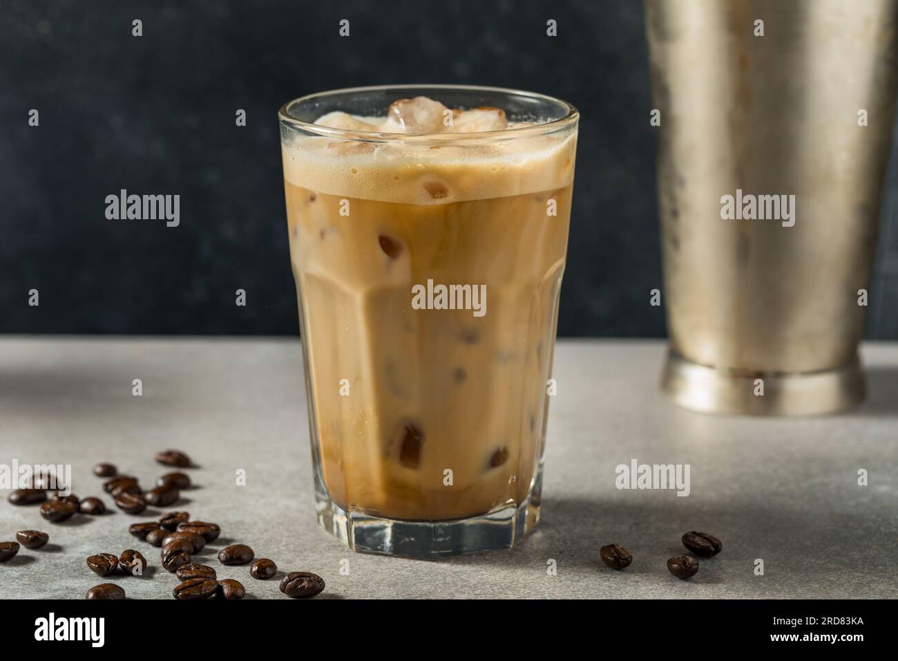 Oatmilk latte hi-res stock photography and images - Alamy