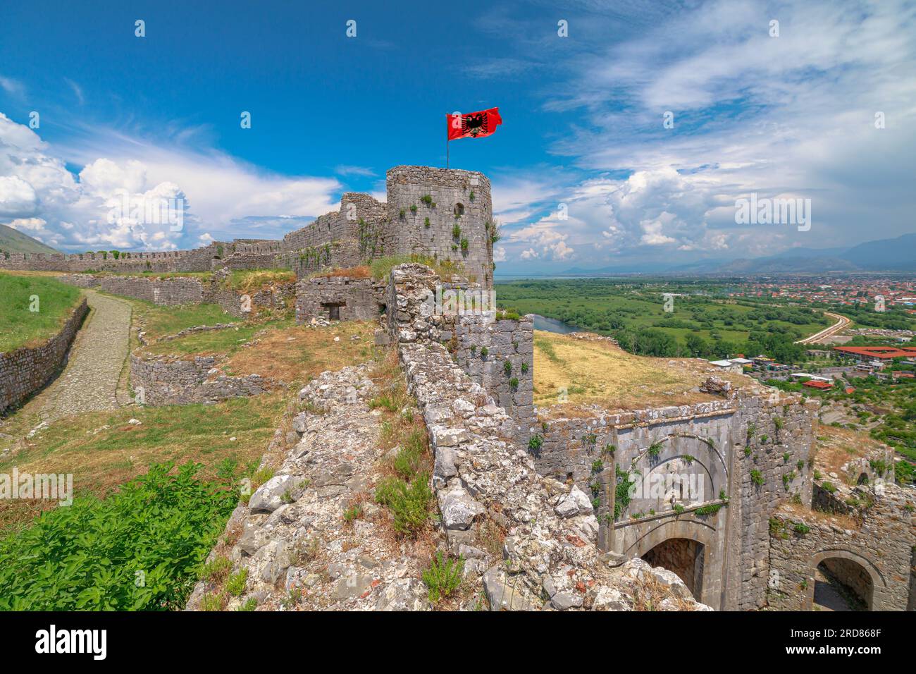 Rozafa Castle in Albania,strategic location and significant defensive ...