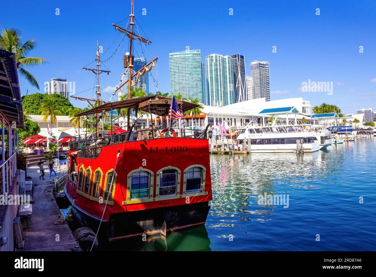 Miami, USA - November 30, 2019: People at Miami Marina and Bayside ...