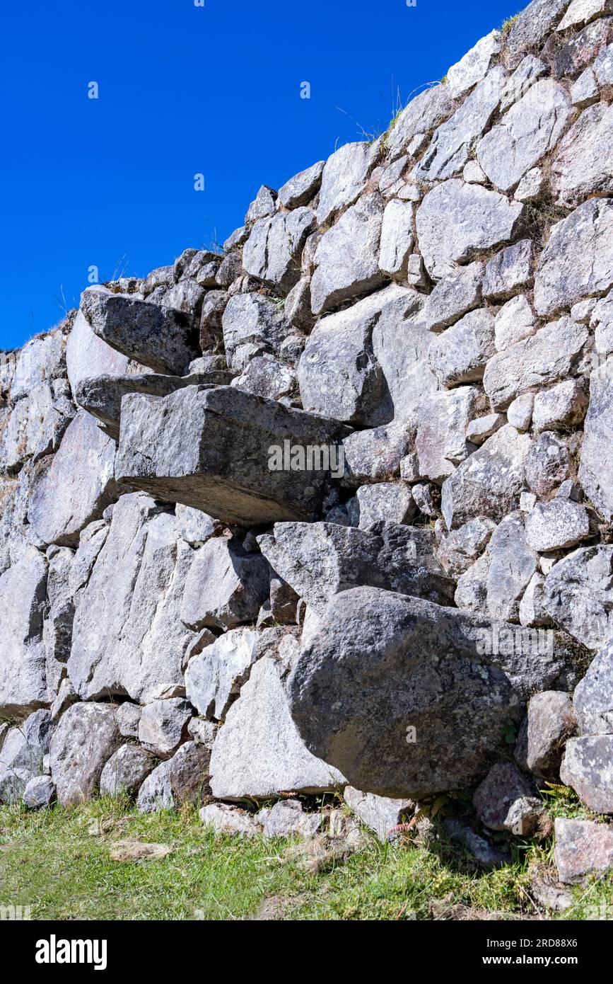 Machu picchu stone wall hi-res stock photography and images - Alamy