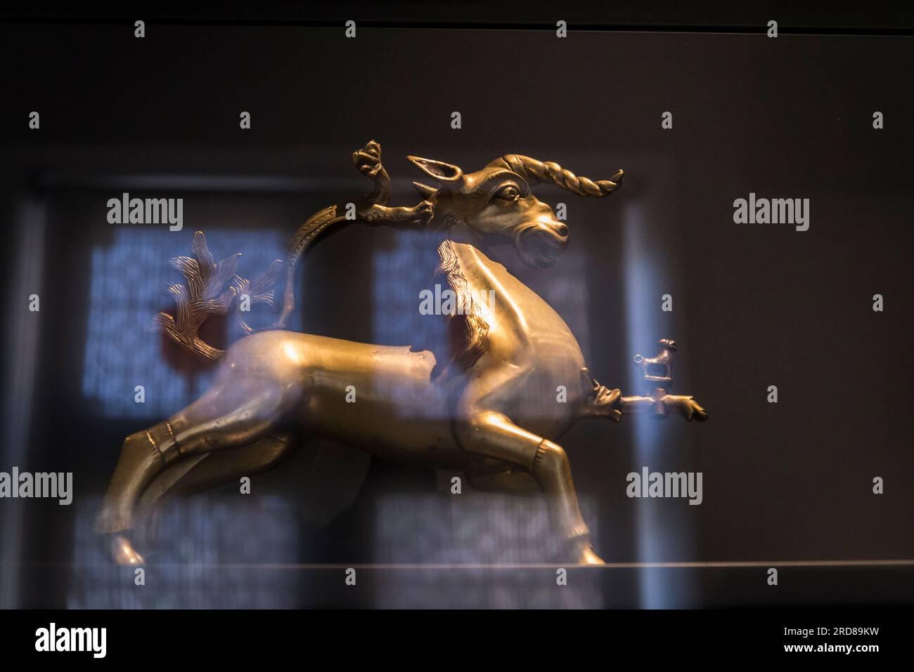 Bronze sculpture of a Unicorn, Cluny Museum - National Museum of the ...