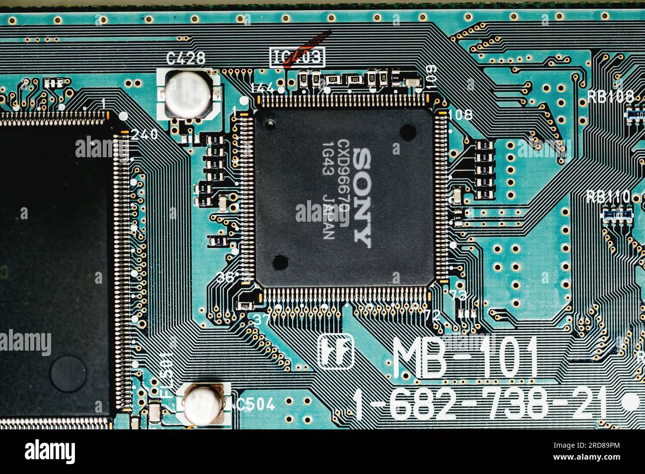 Sony sacd player hi-res stock photography and images - Alamy