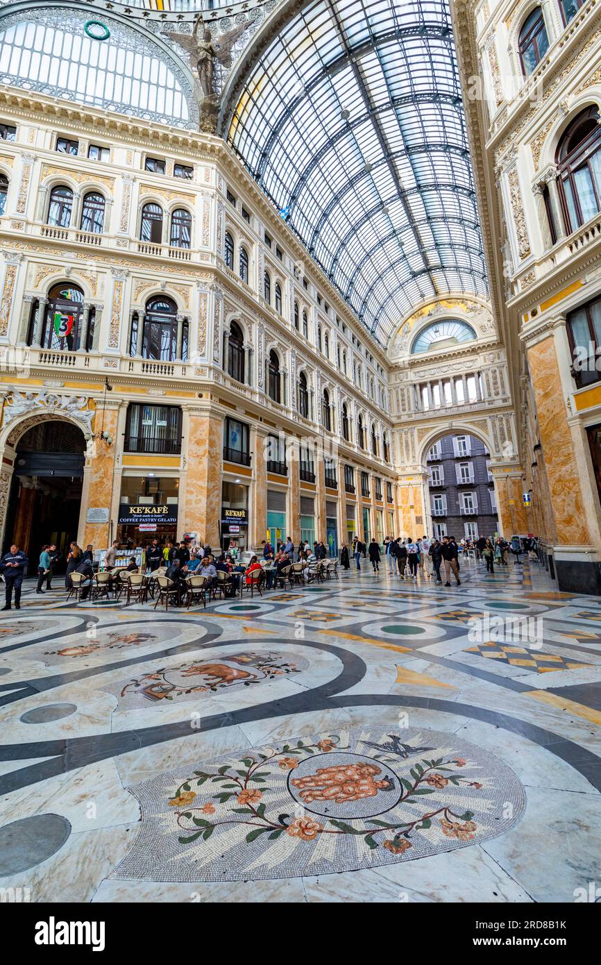 Galleria umberto interior hi-res stock photography and images - Alamy