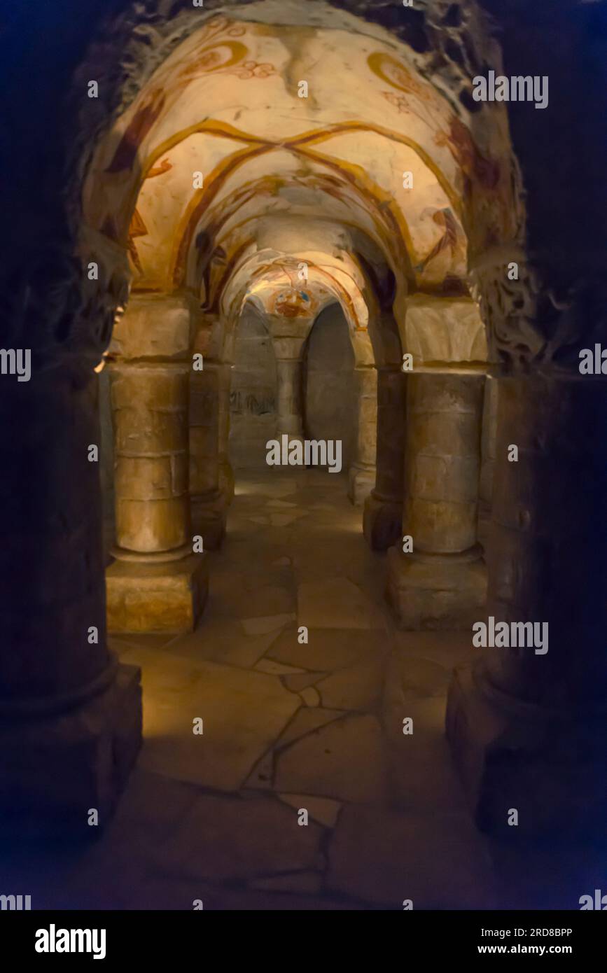 Medieval crypt architecture, The Cité de l'architecture et du ...