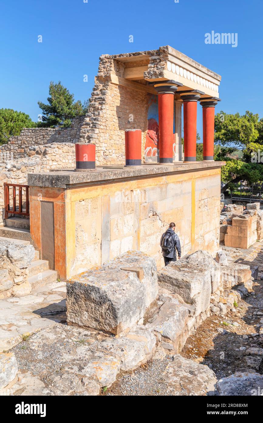 Palace of Minos, restored north entrance, ancient city of Knossos ...