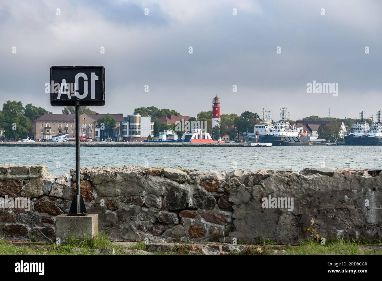 Kaliningrad port hi-res stock photography and images - Alamy