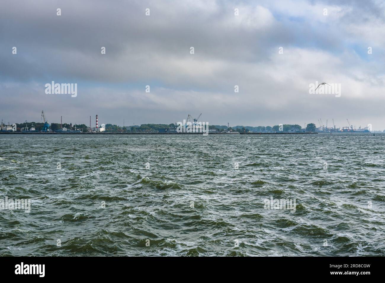 Kaliningrad port hi-res stock photography and images - Alamy