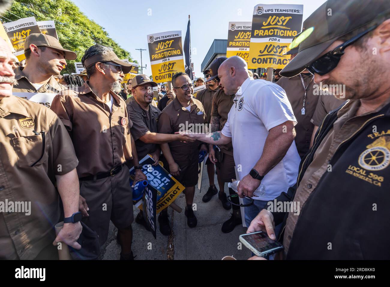 Los Angeles, USA. 19th July, 2023. UPS Teamster drivers local 396 hold ...