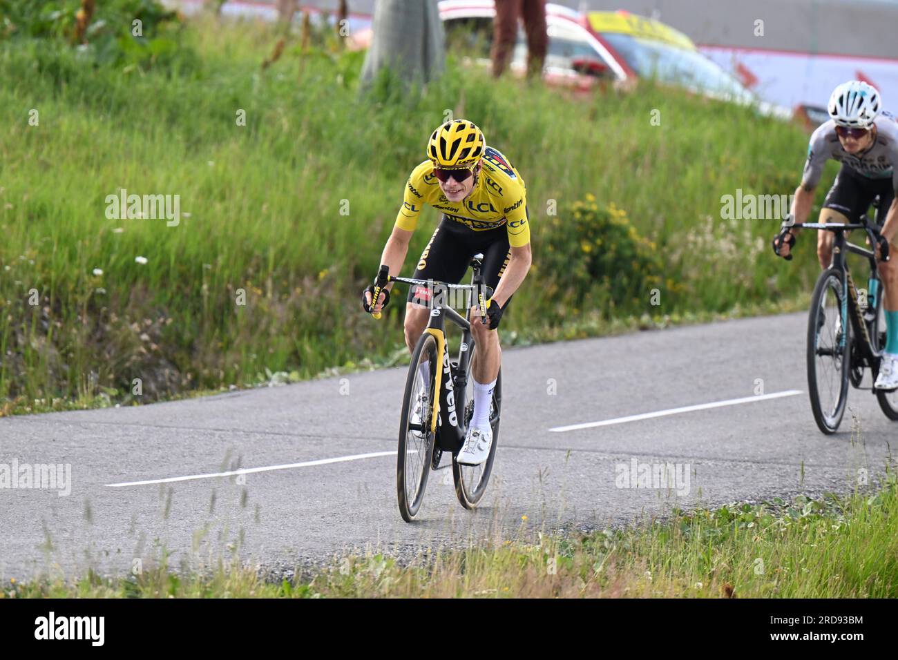 Jonas Vingegaard Denmark Jumbo-Visma team finishes 4th on teh stage but ...