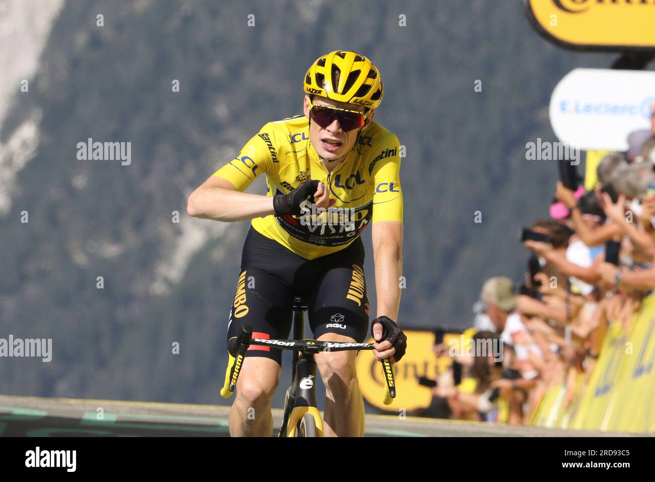 Jonas Vingegaard Denmark Jumbo-Visma team finishes 4th on teh stage but ...