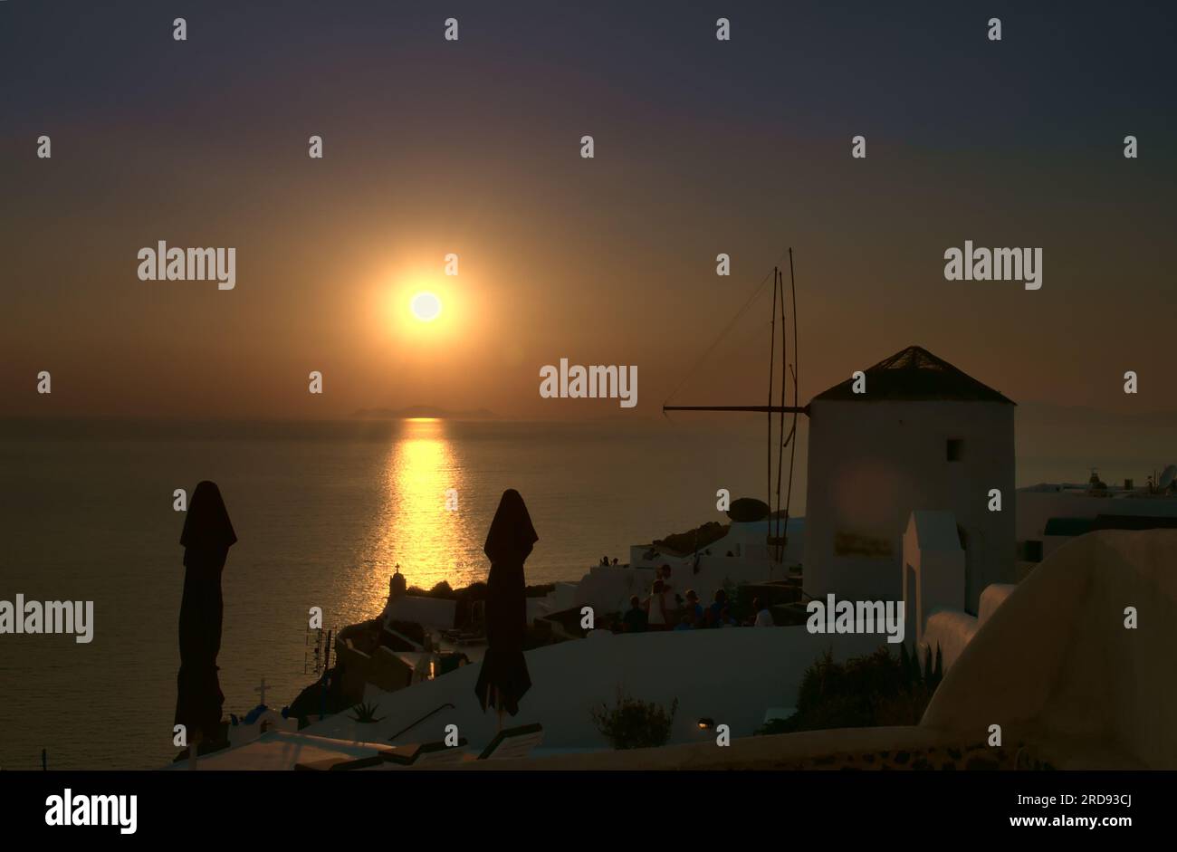 Santorini skyline sunset hi-res stock photography and images - Alamy