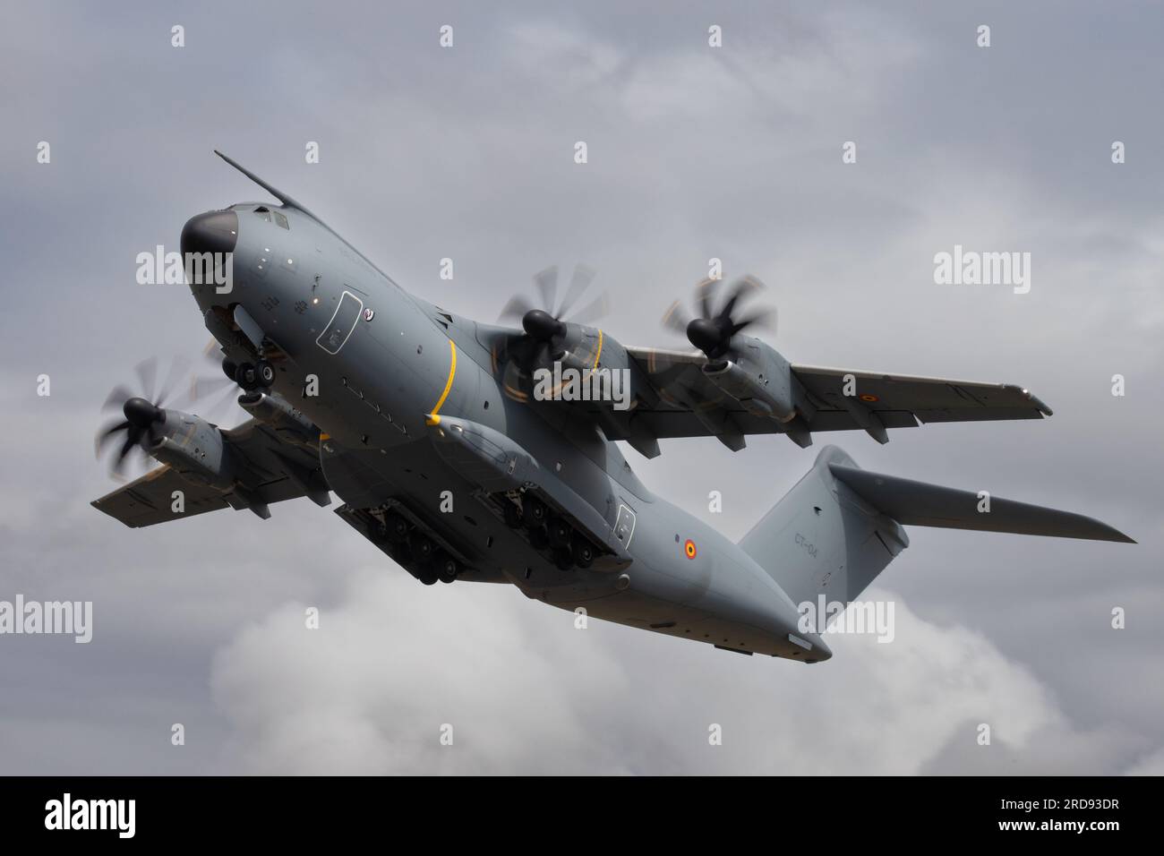 Belgian Air Force A400 Atlas taking off from the Royal International ...