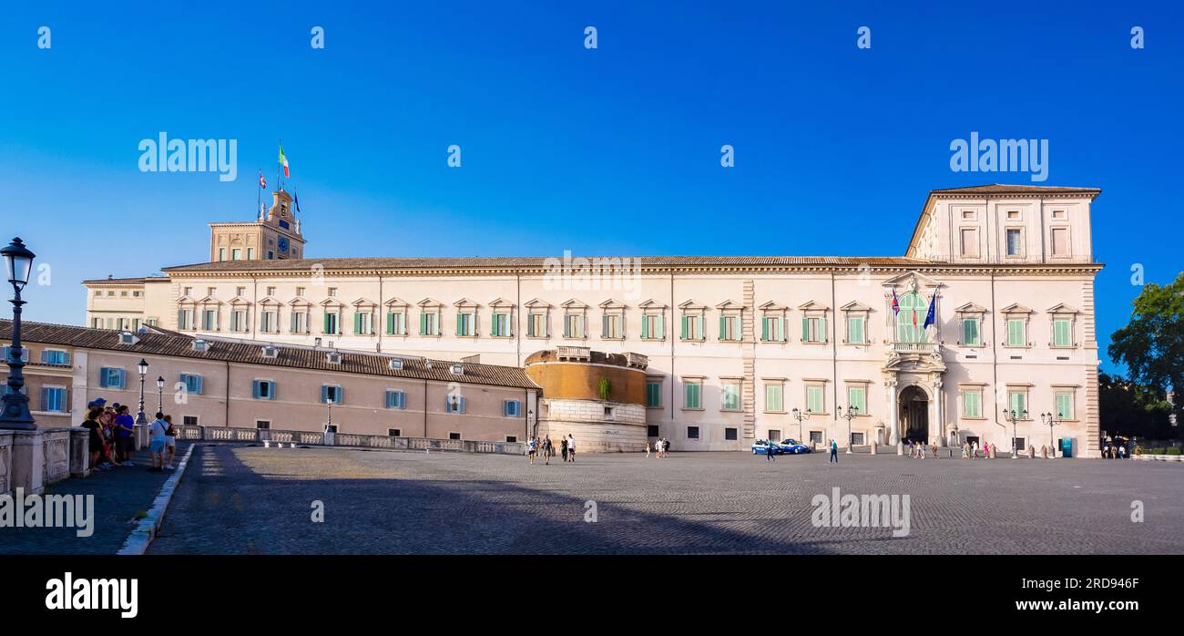 The Quirinal Palace, Palazzo del Quirinale) in Piazza del Quirinale ...