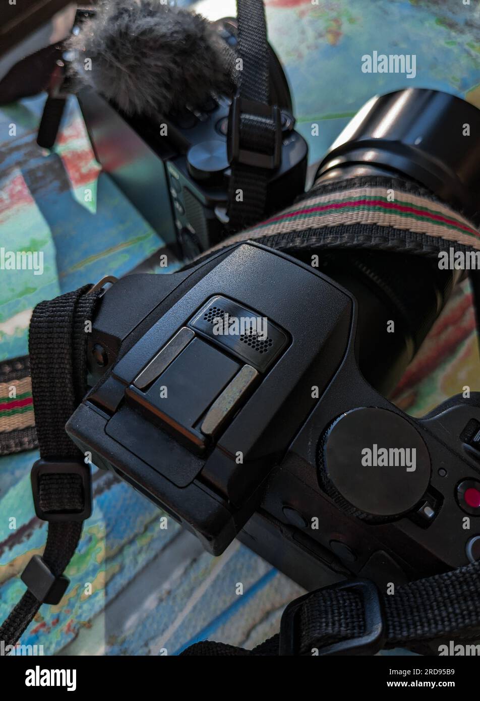 Digital single lens reflex cameras hi-res stock photography and images ...