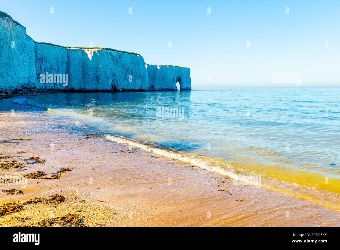 Chalk cliffs arch kingsgate bay hi-res stock photography and images - Alamy