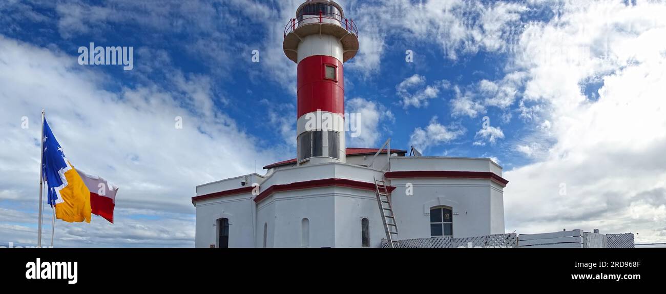 Faro Isla Magdalena, Maritime Signalling Lighthouse, Famous Penguin ...