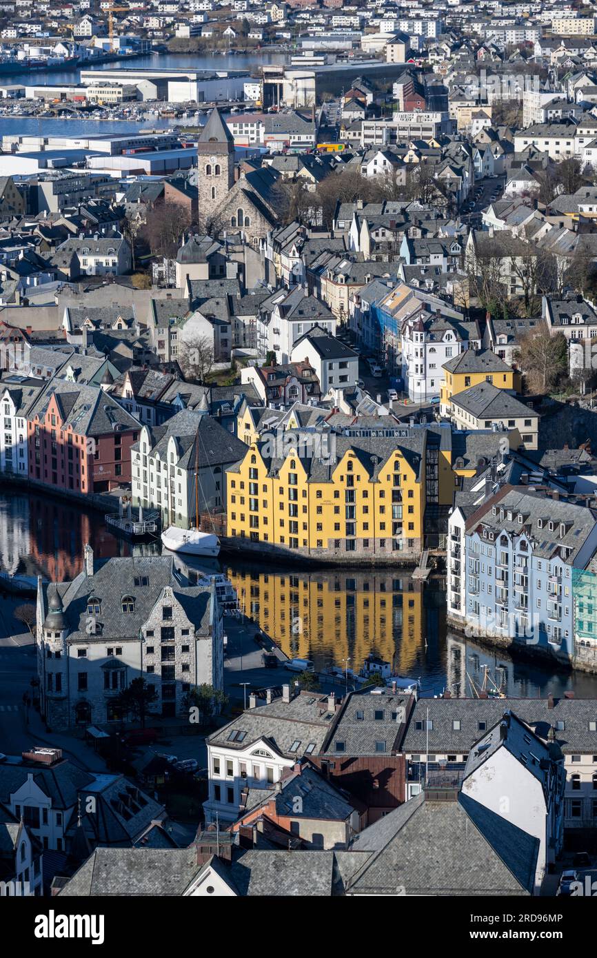 Norways western fjord country hi-res stock photography and images - Alamy