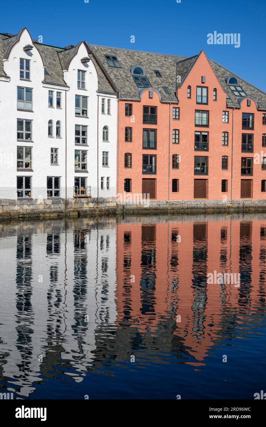 Norways western fjord country hi-res stock photography and images - Alamy