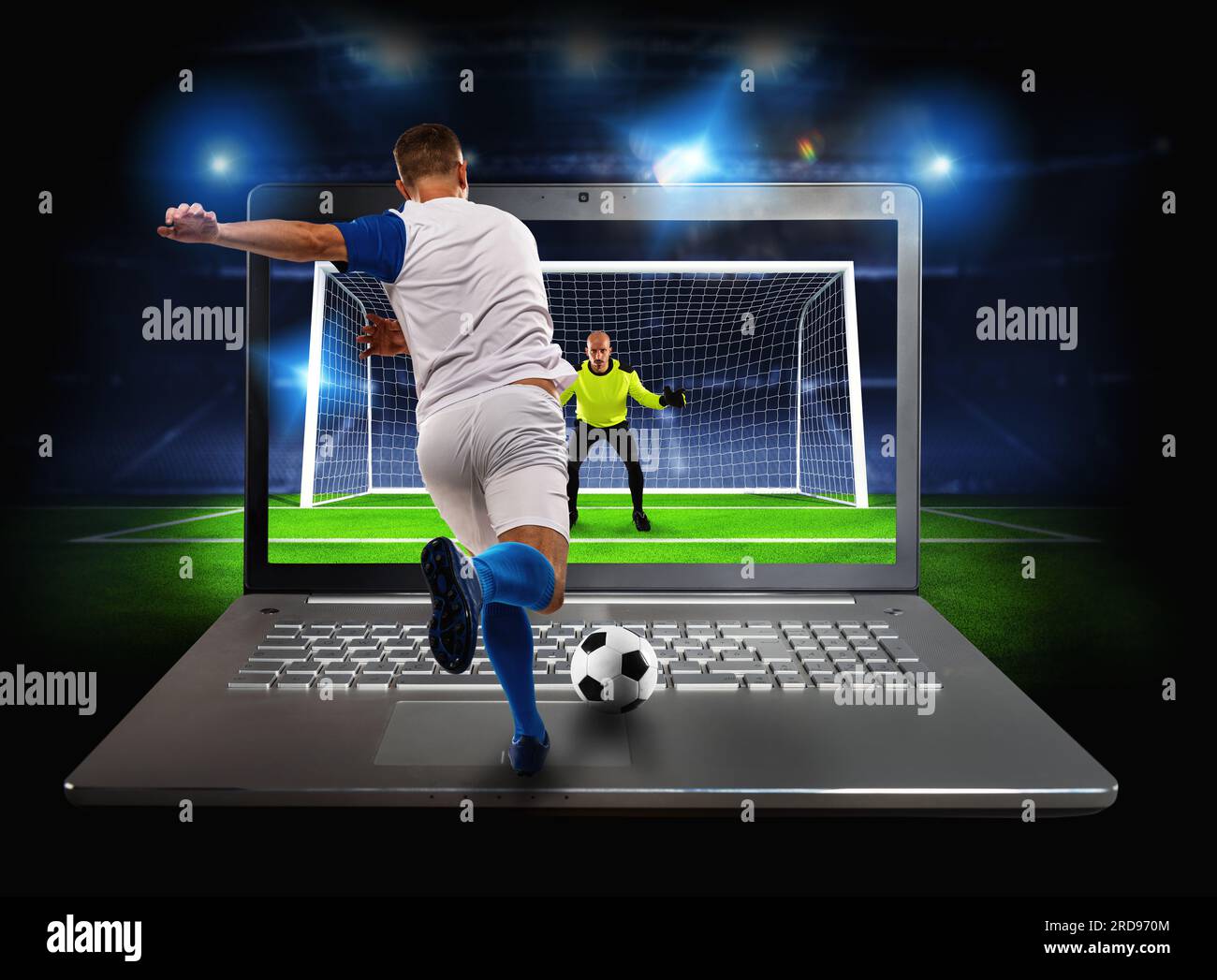 Computer streaming football hi-res stock photography and images - Alamy