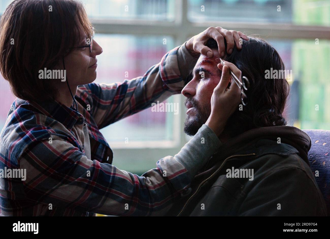 BIRD BOX: BARCELONA, from left: Michelle Jenner, Mario Casas, 2023. ph ...