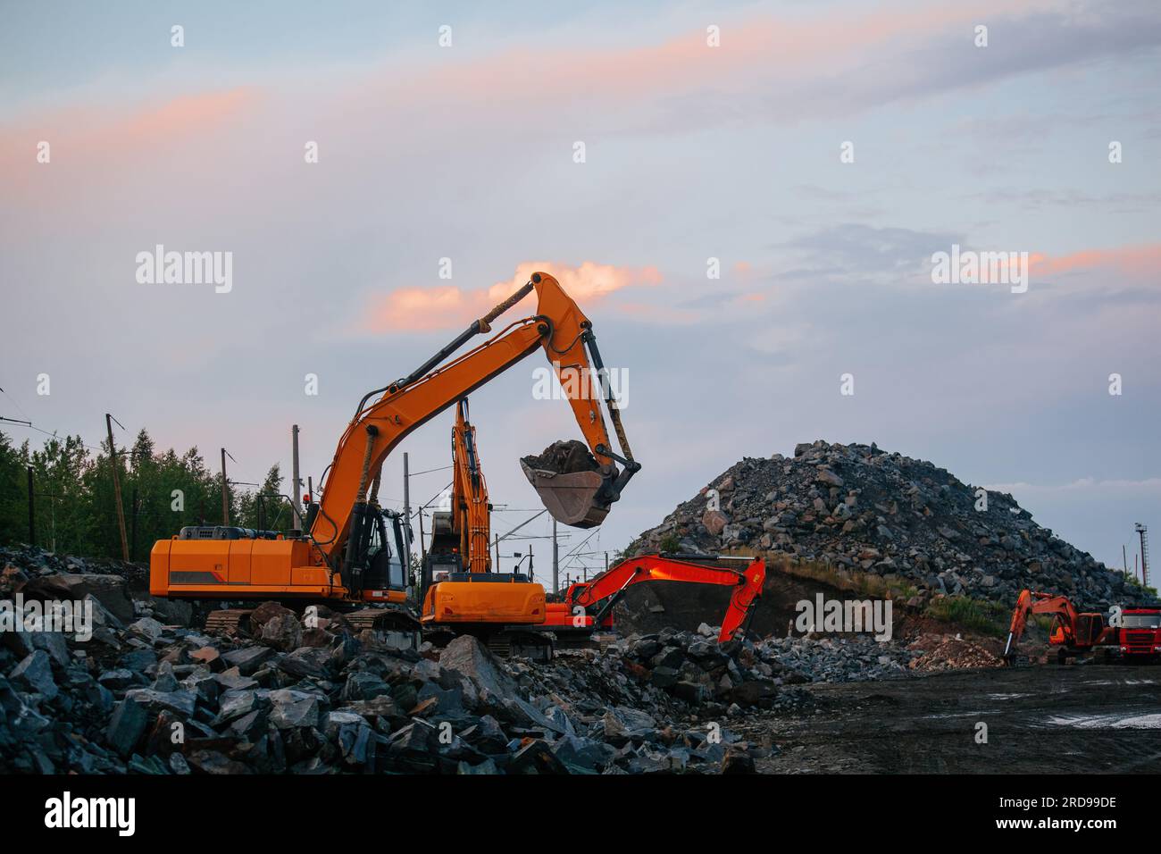 Working loading coal miner hi-res stock photography and images - Alamy